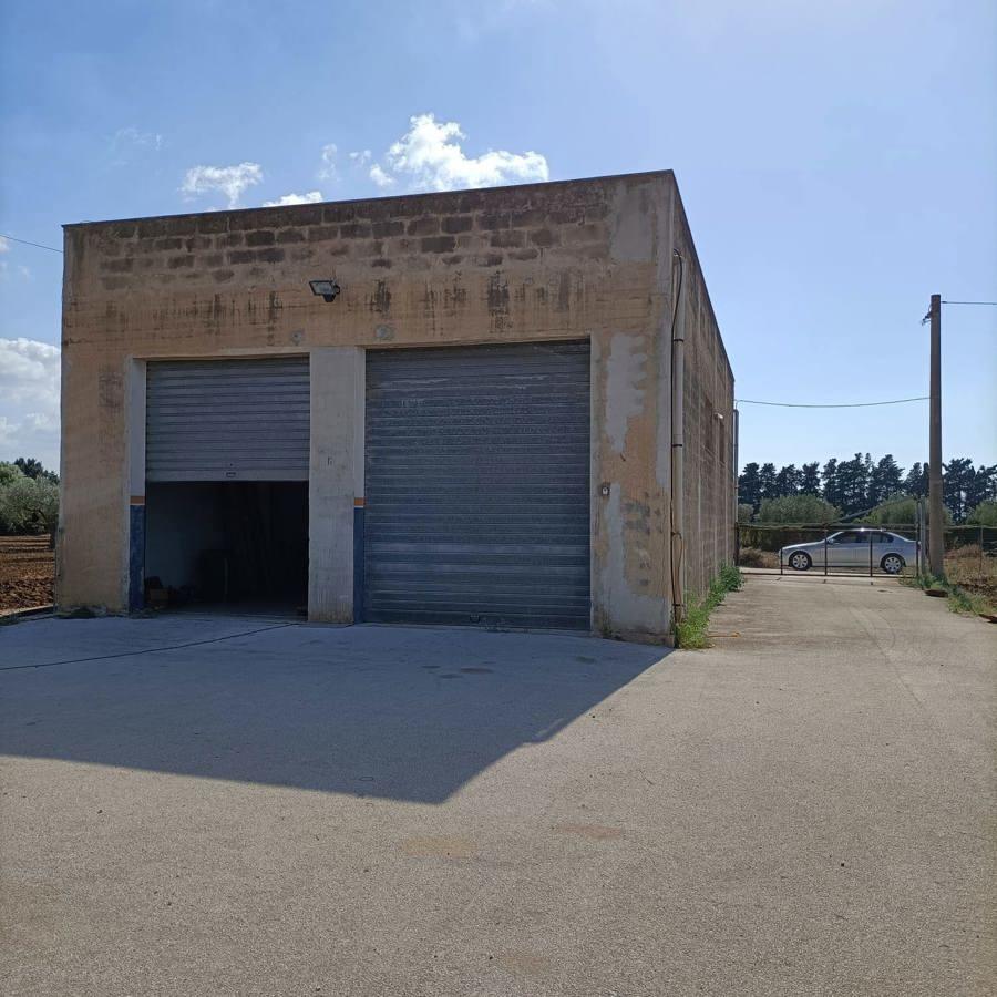 Magazzino in vendita a Trapani