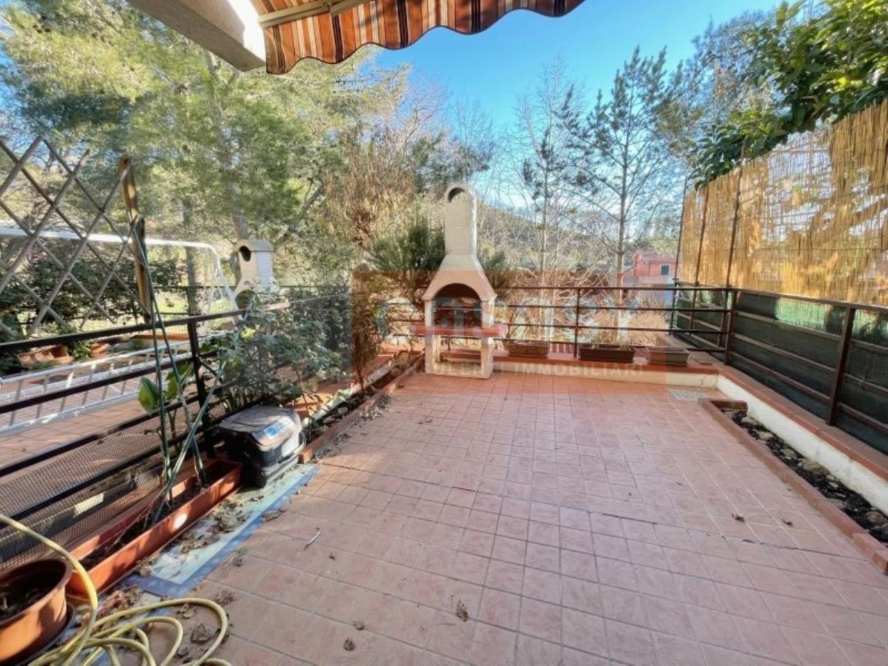 Appartamento in vendita a Cisano Sul Neva