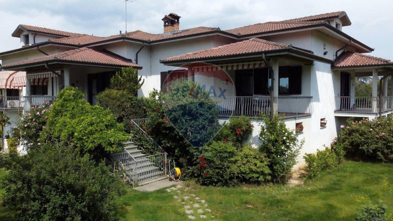 Villa in vendita a Alessandria
