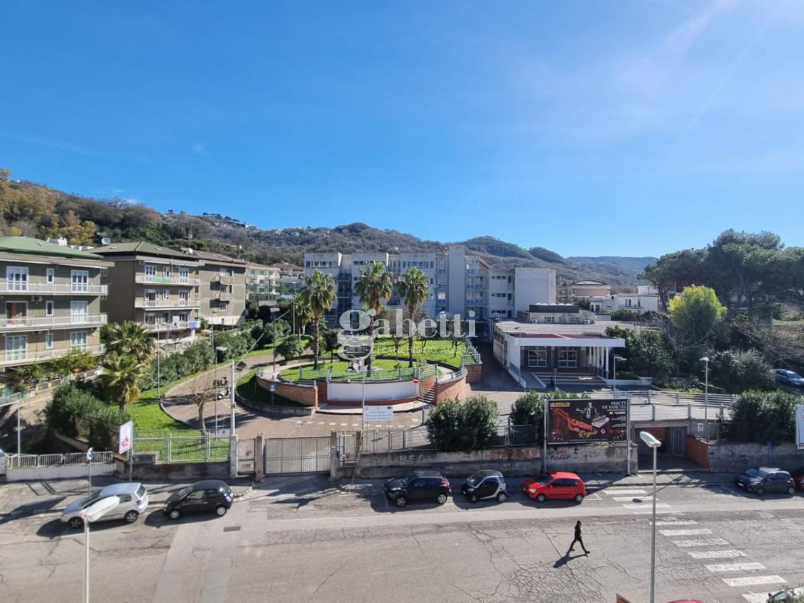 Appartamento in vendita a Salerno