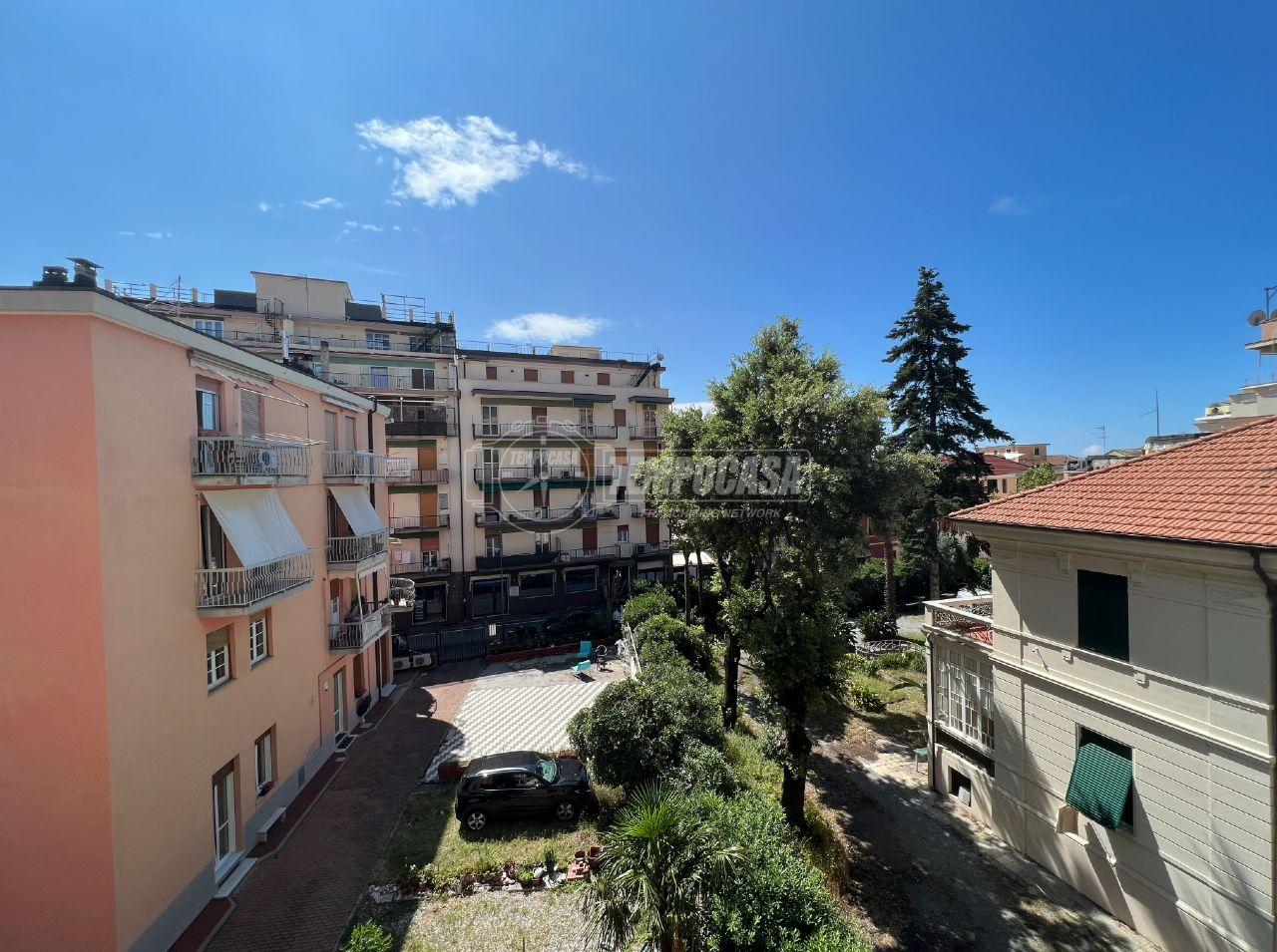 Appartamento in vendita a Cogoleto