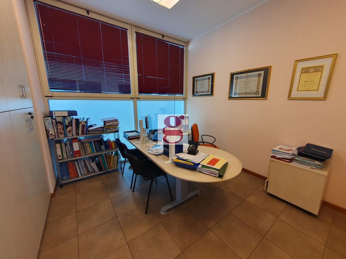 Ufficio in vendita a Rimini