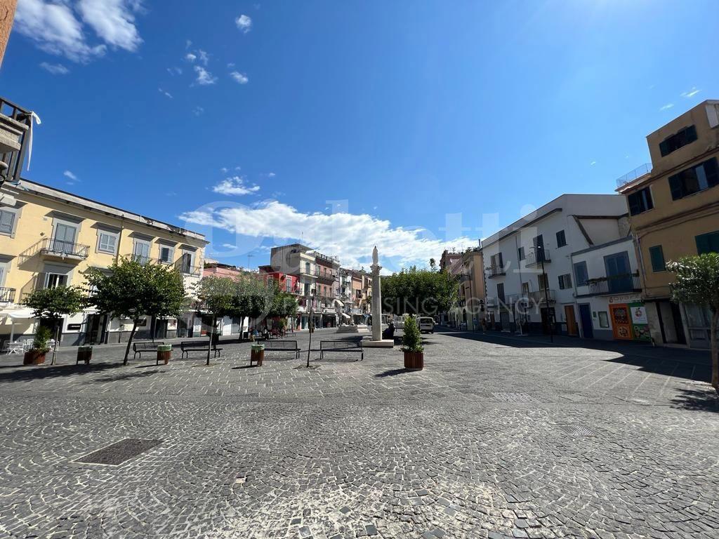 Appartamento in vendita a Pozzuoli