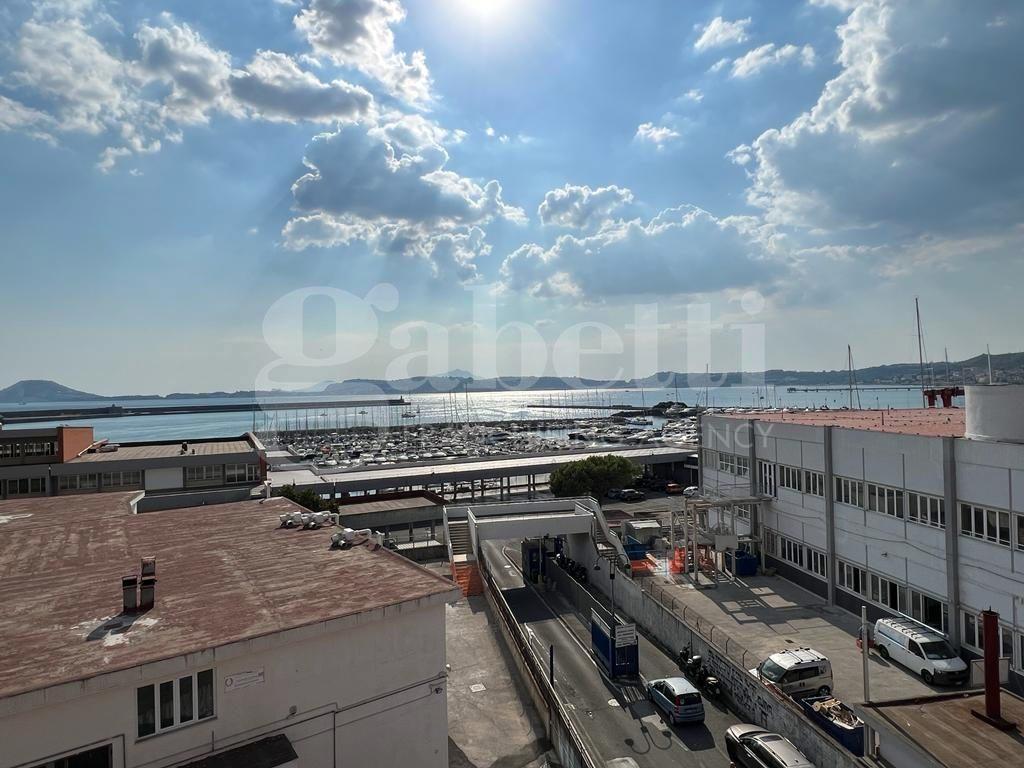 Appartamento in vendita a Pozzuoli