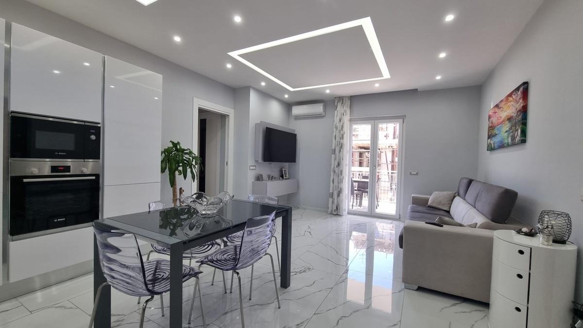 Trilocale in Via Roma 00, Pomigliano d'Arco