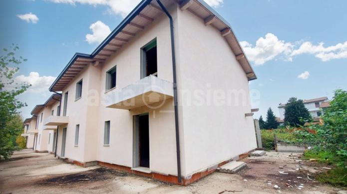 Terreno edificabile residenziale in vendita a Motta Visconti