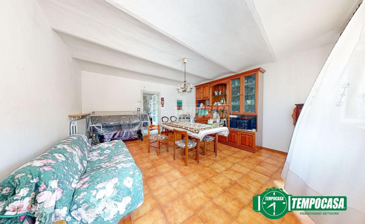 Casa indipendente in vendita a Valenza