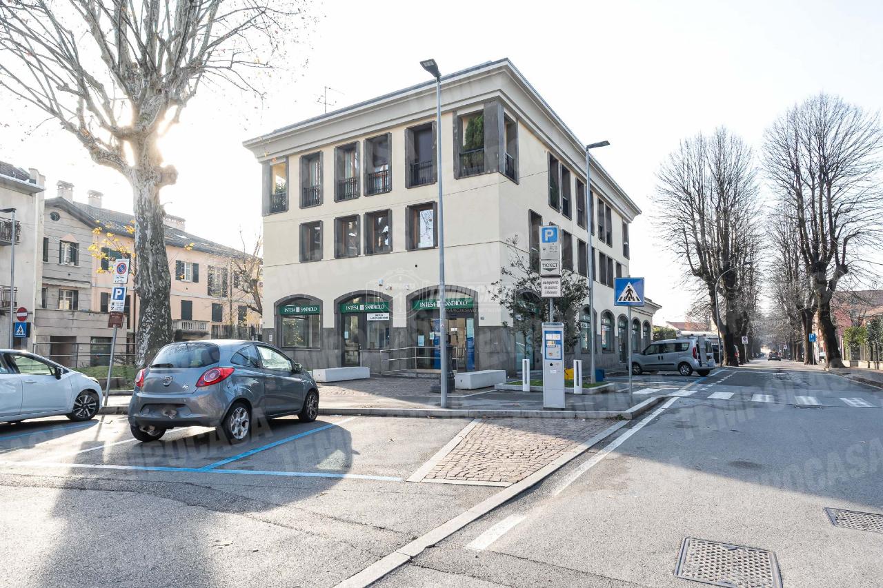 Appartamento in vendita a Oggiono
