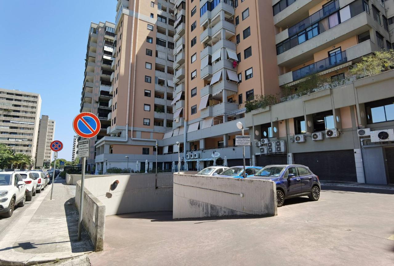 Box in vendita a Bari