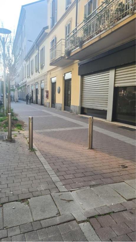 Negozio in vendita a Monza