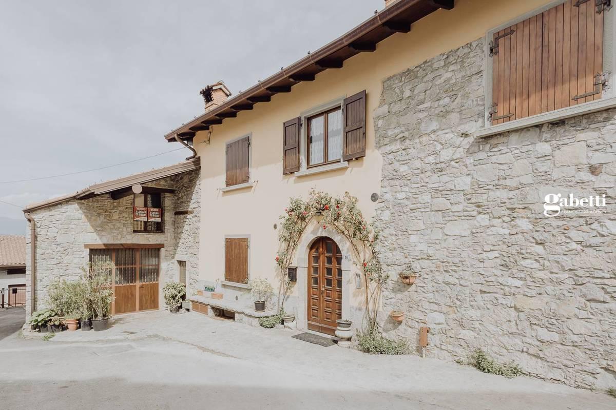 Casa indipendente in vendita a Roncola