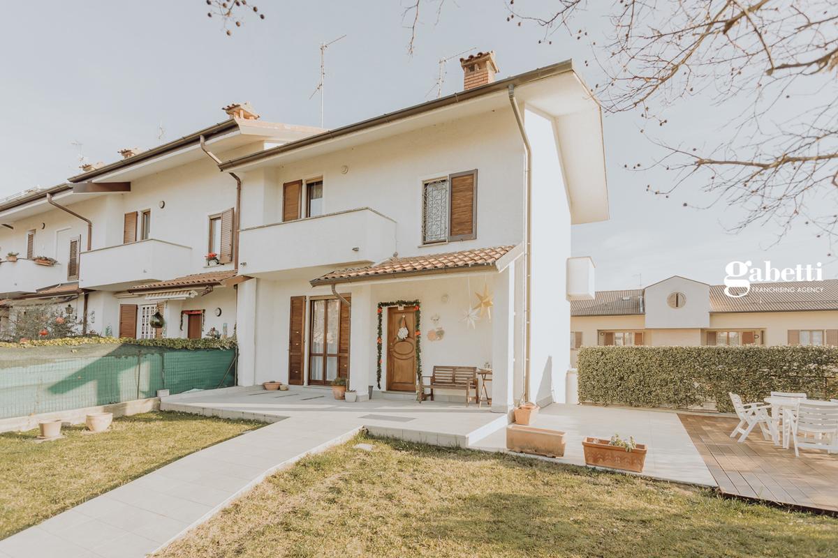 Villa a schiera in vendita a Bernareggio