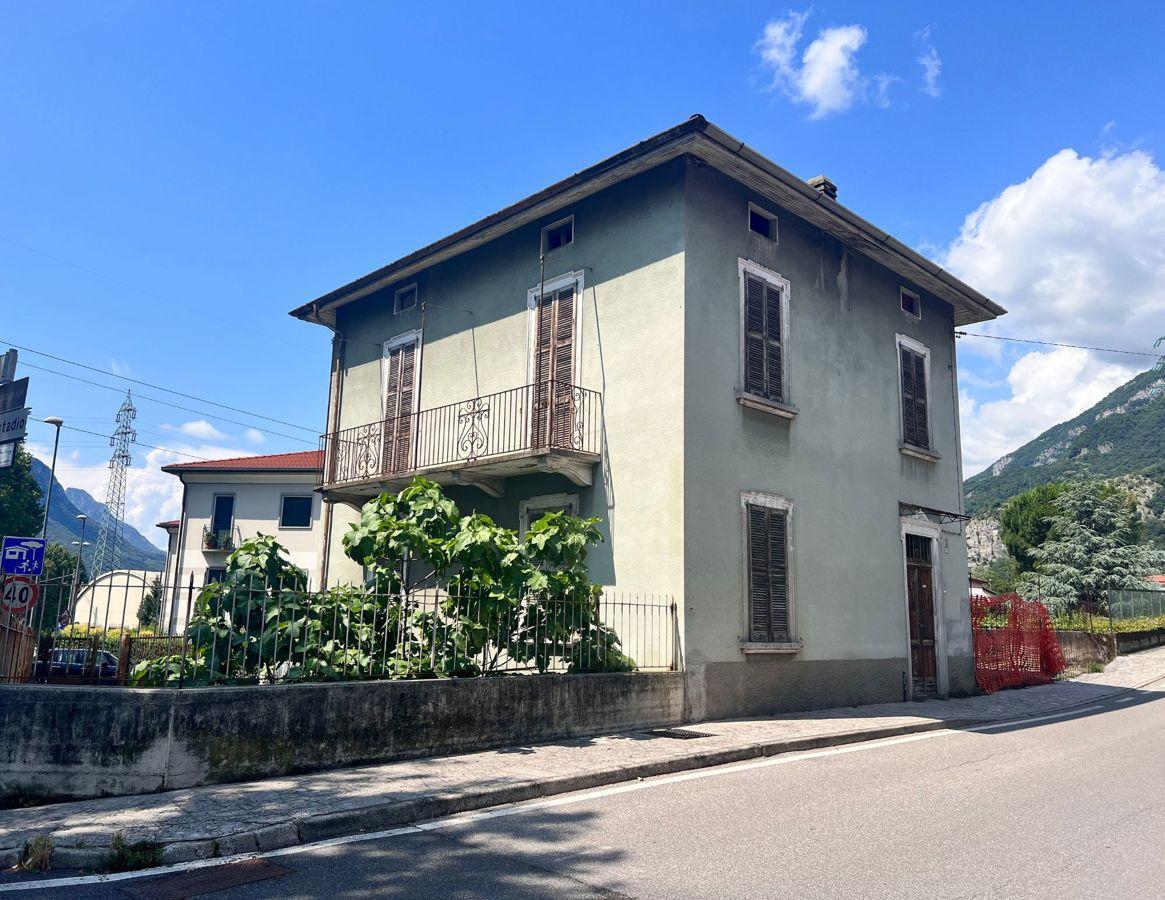 Casa indipendente in vendita a Vercurago