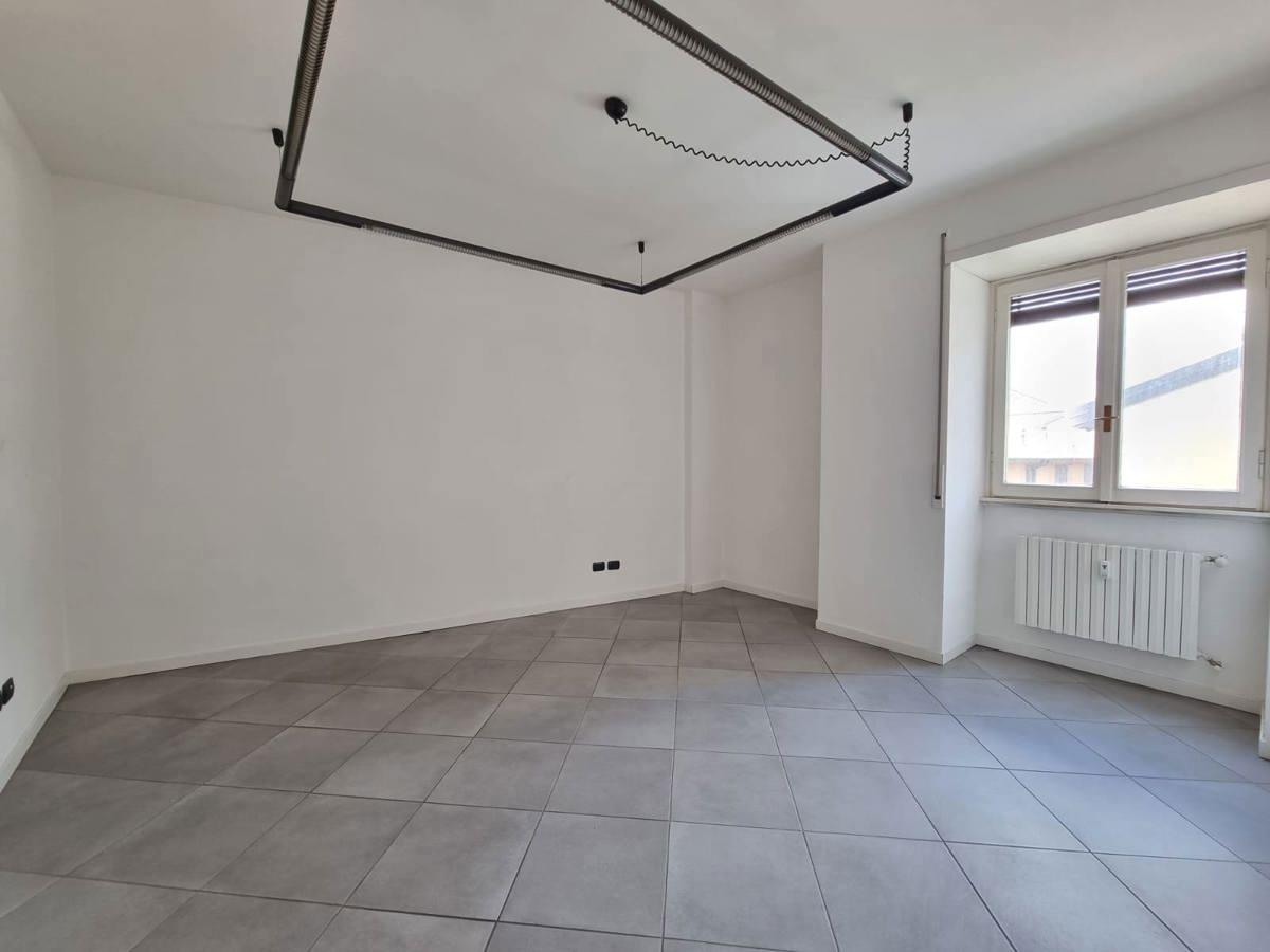 Ufficio in affitto a Lecco