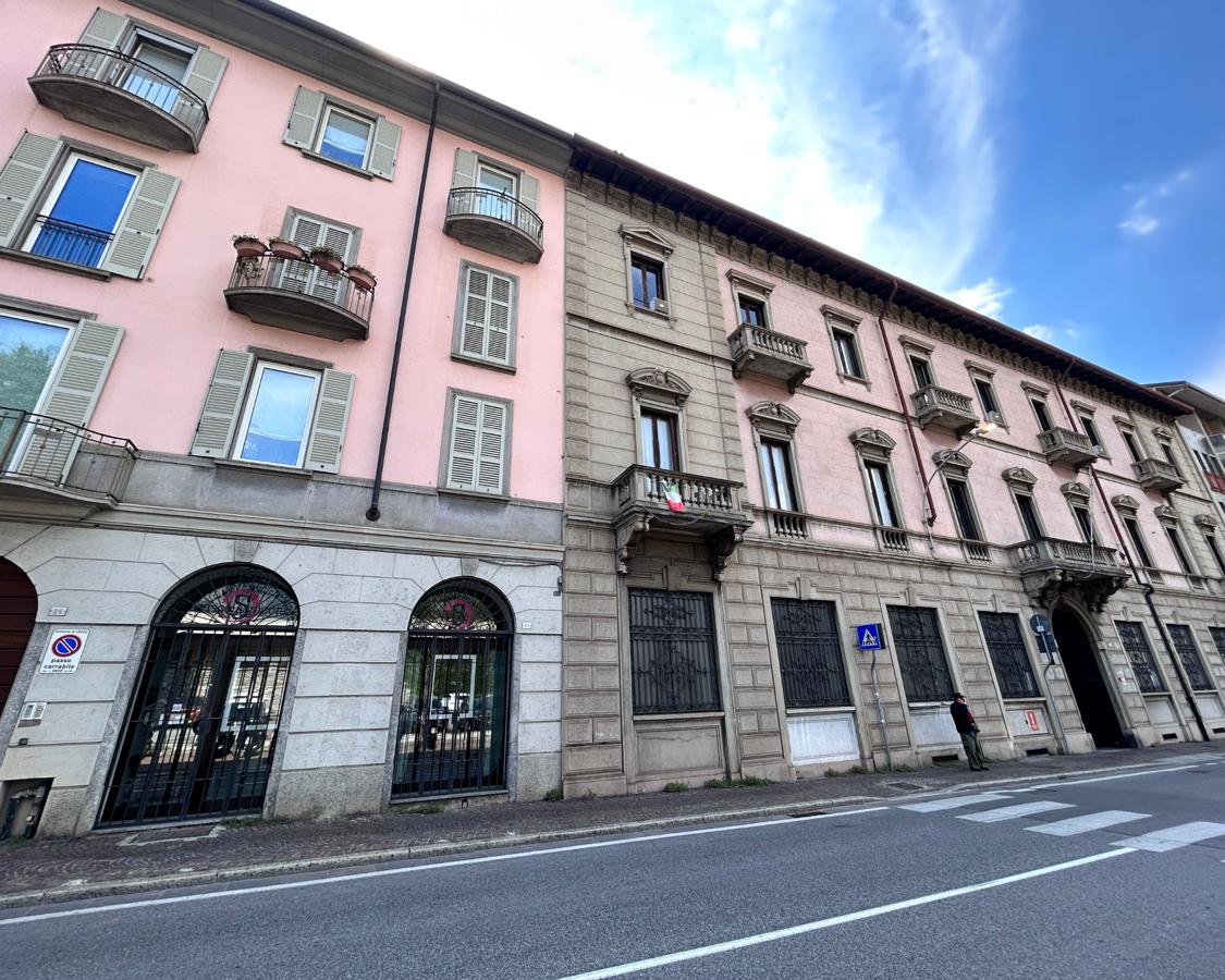 Negozio in affitto a Lecco