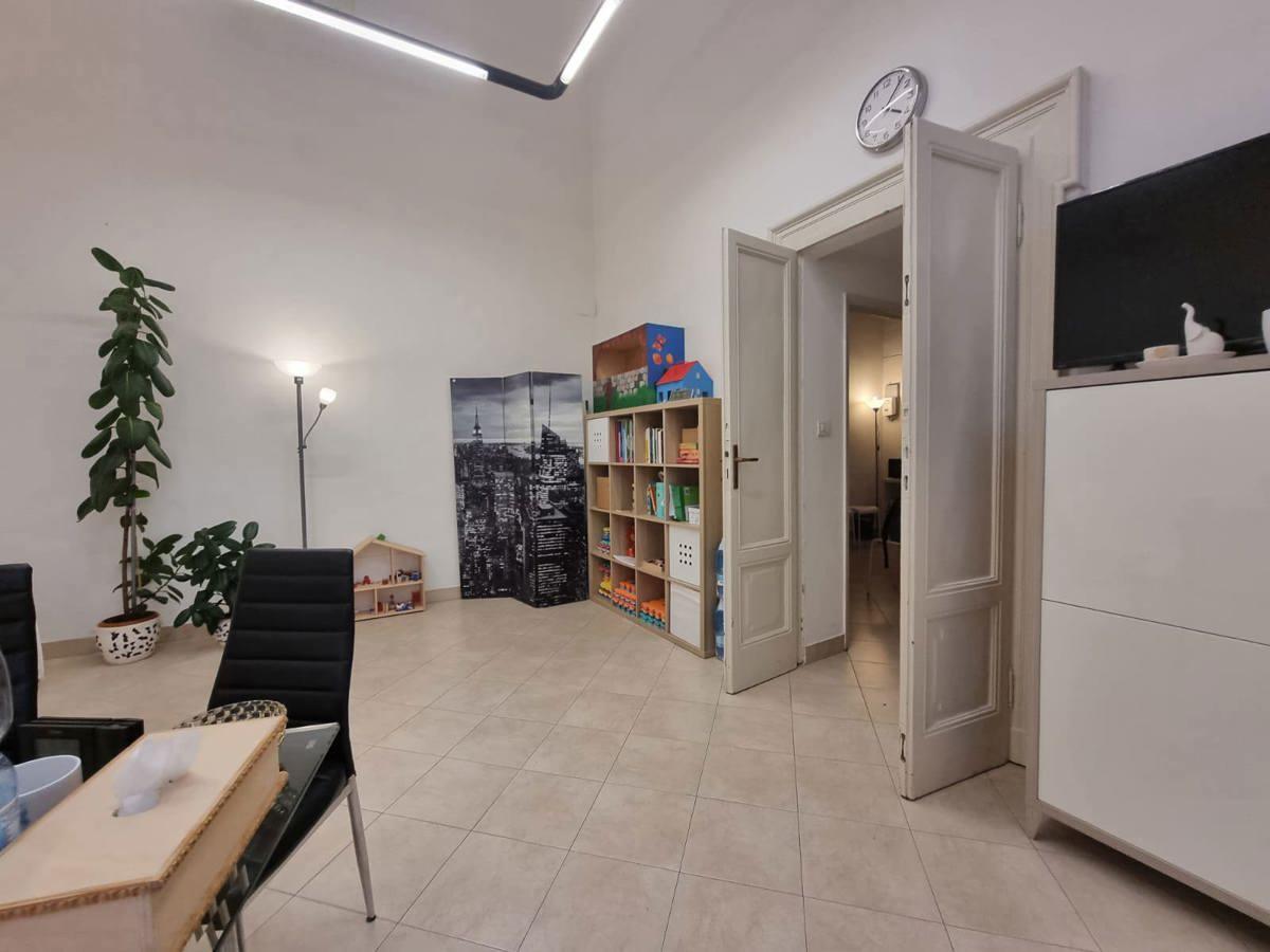 Ufficio in affitto a Lecco