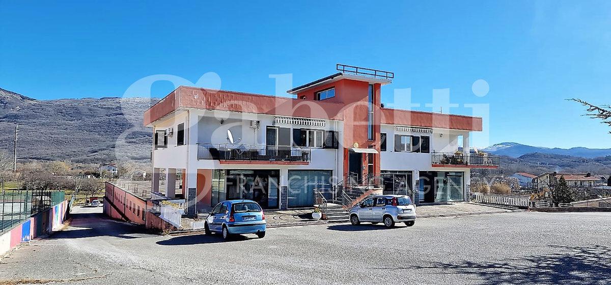 Negozio in vendita a Isernia