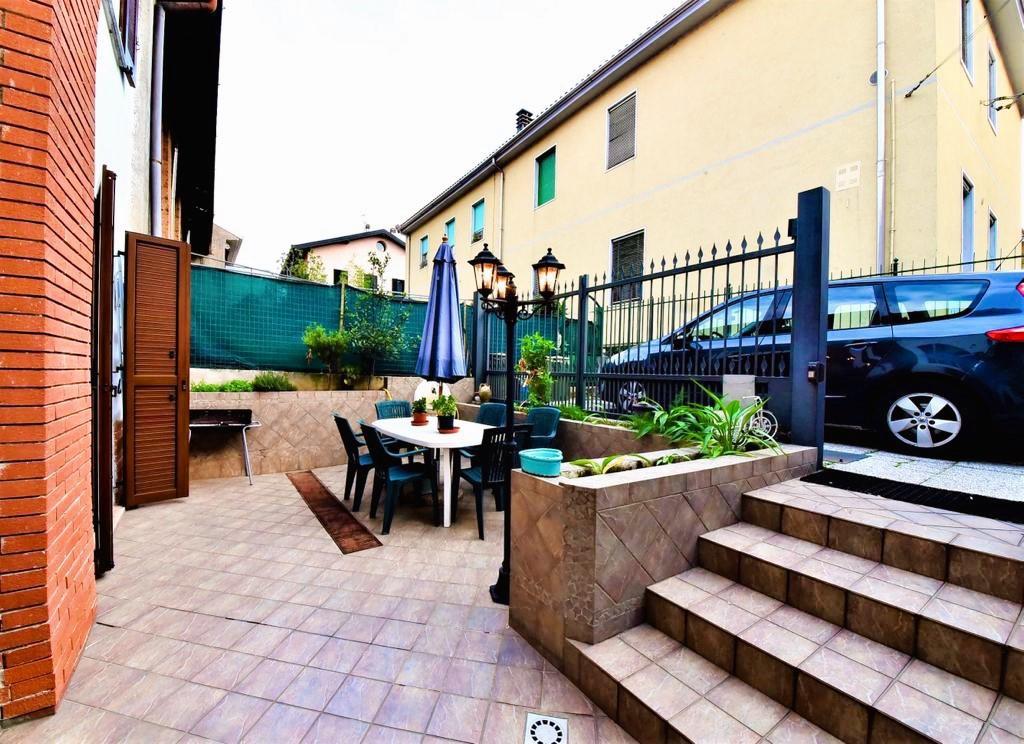 Casa indipendente in vendita a Turate