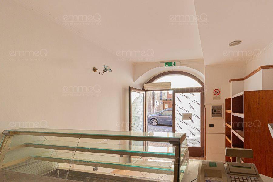 Negozio in affitto a Castelbuono