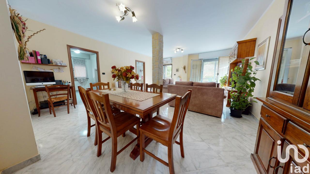 Appartamento in vendita a Cogoleto