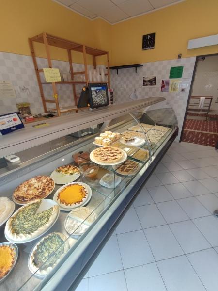 Esercizio commerciale in vendita a Genova