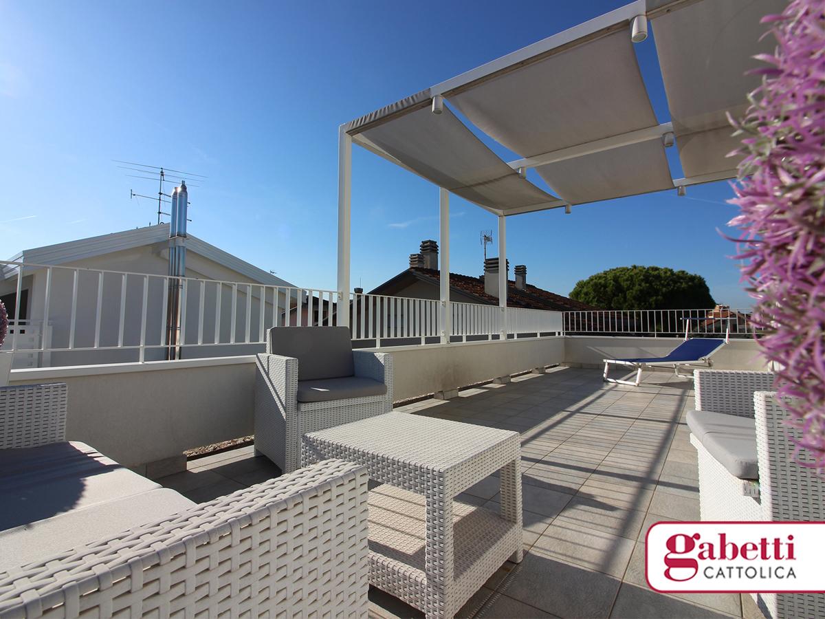 Appartamento in vendita a Gabicce Mare