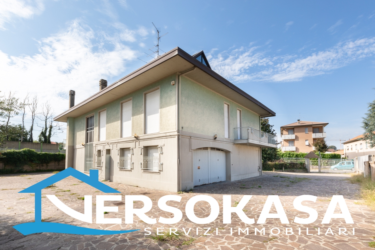 Villa unifamiliare in vendita a Cesano Maderno