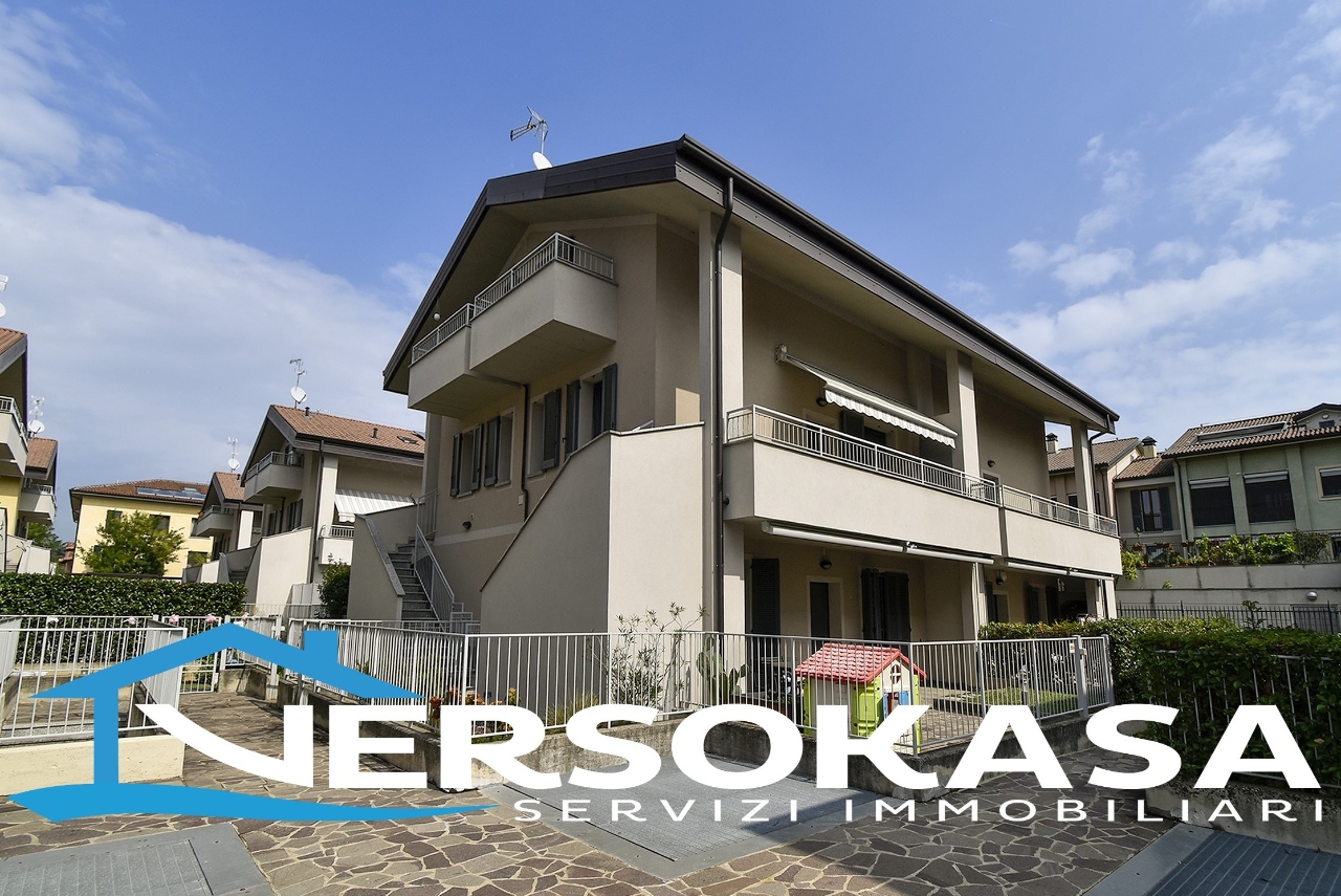 Appartamento in vendita a Vaprio D'Adda