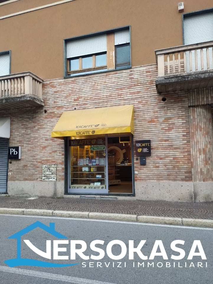 Negozio in vendita a Varedo