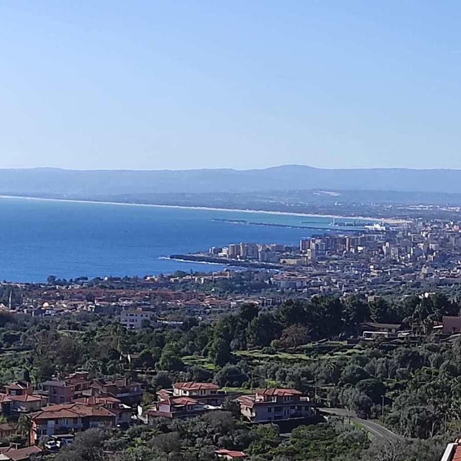Appartamento in vendita a Aci Castello
