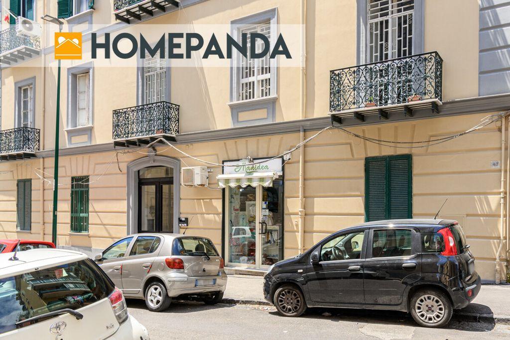 Negozio in vendita a Napoli