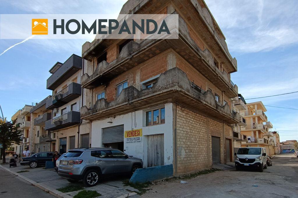 Palazzo in vendita a San Nicandro Garganico