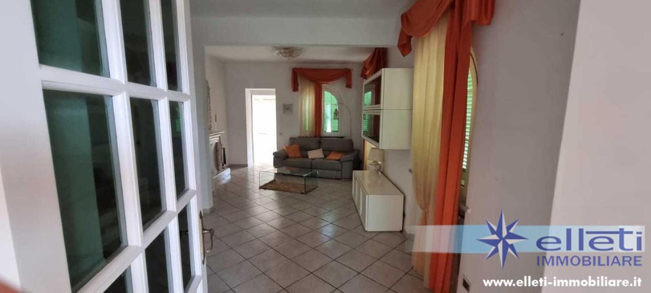 Casa indipendente in vendita a Carrara