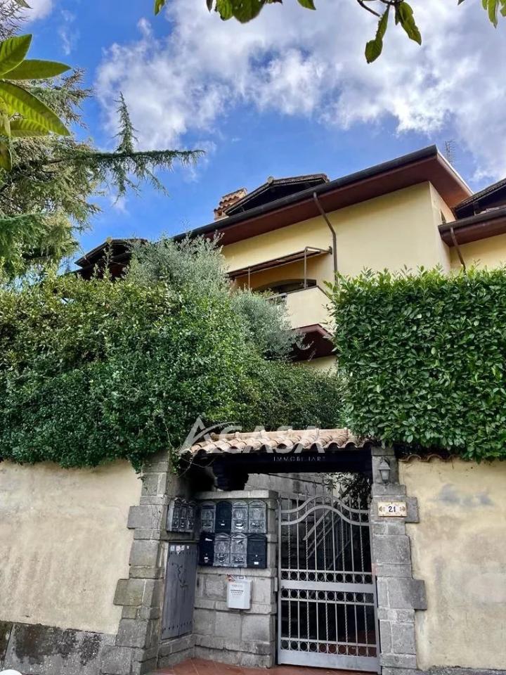 Appartamento in vendita a Grottaferrata