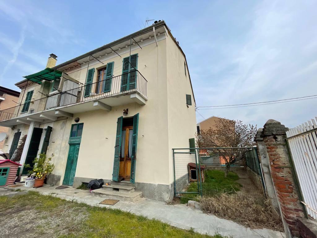 Casa indipendente in vendita a Alessandria