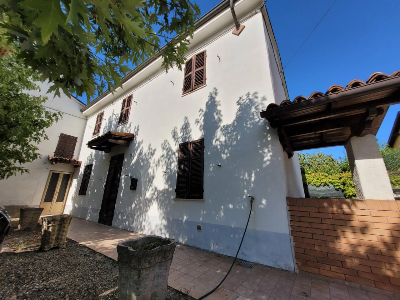 Casa indipendente in vendita a Alessandria