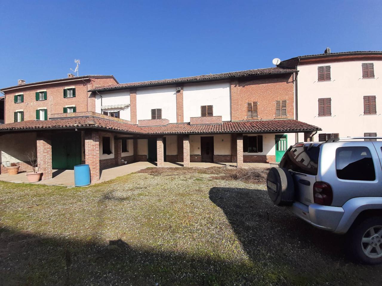 Casa indipendente in vendita a Gamalero