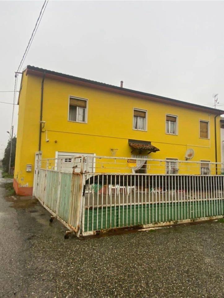 Casa indipendente in vendita a Alessandria