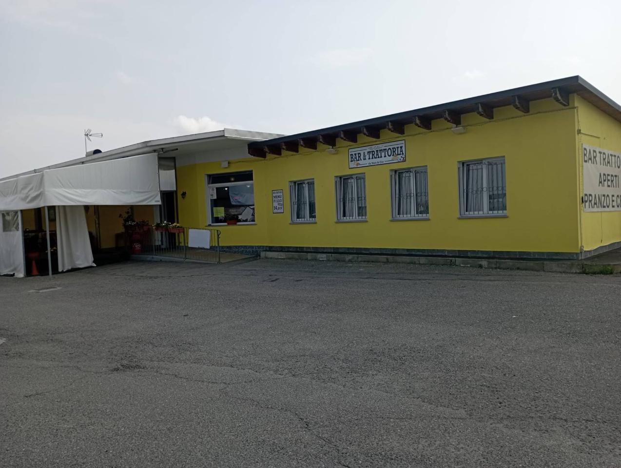 Esercizio commerciale in vendita a Alessandria