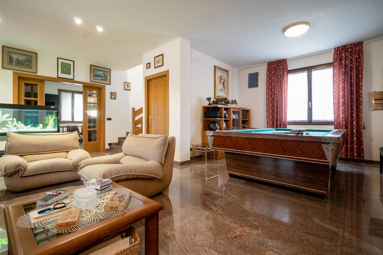 Villa bifamiliare in vendita a Budrio