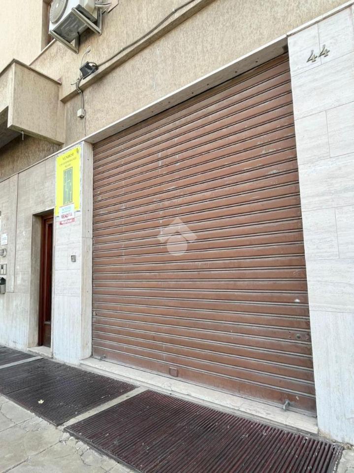 Negozio in vendita a Palermo