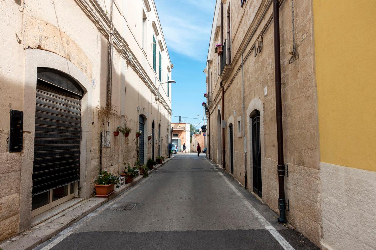 Negozio in affitto a Bari