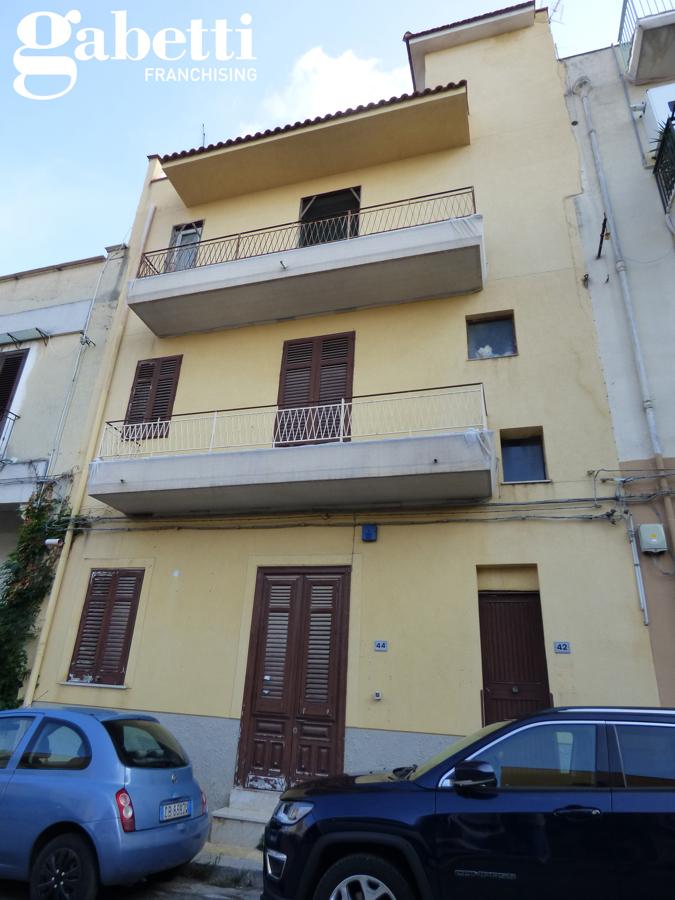 Palazzo in vendita a Bagheria