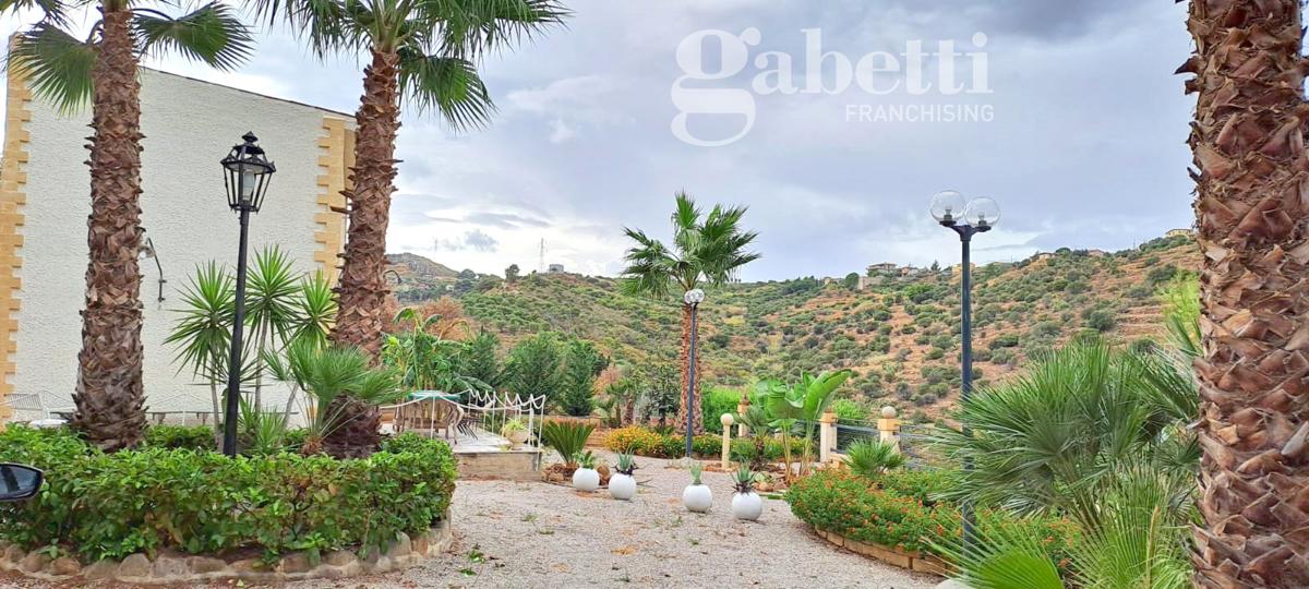 Villa in vendita a Altavilla Milicia