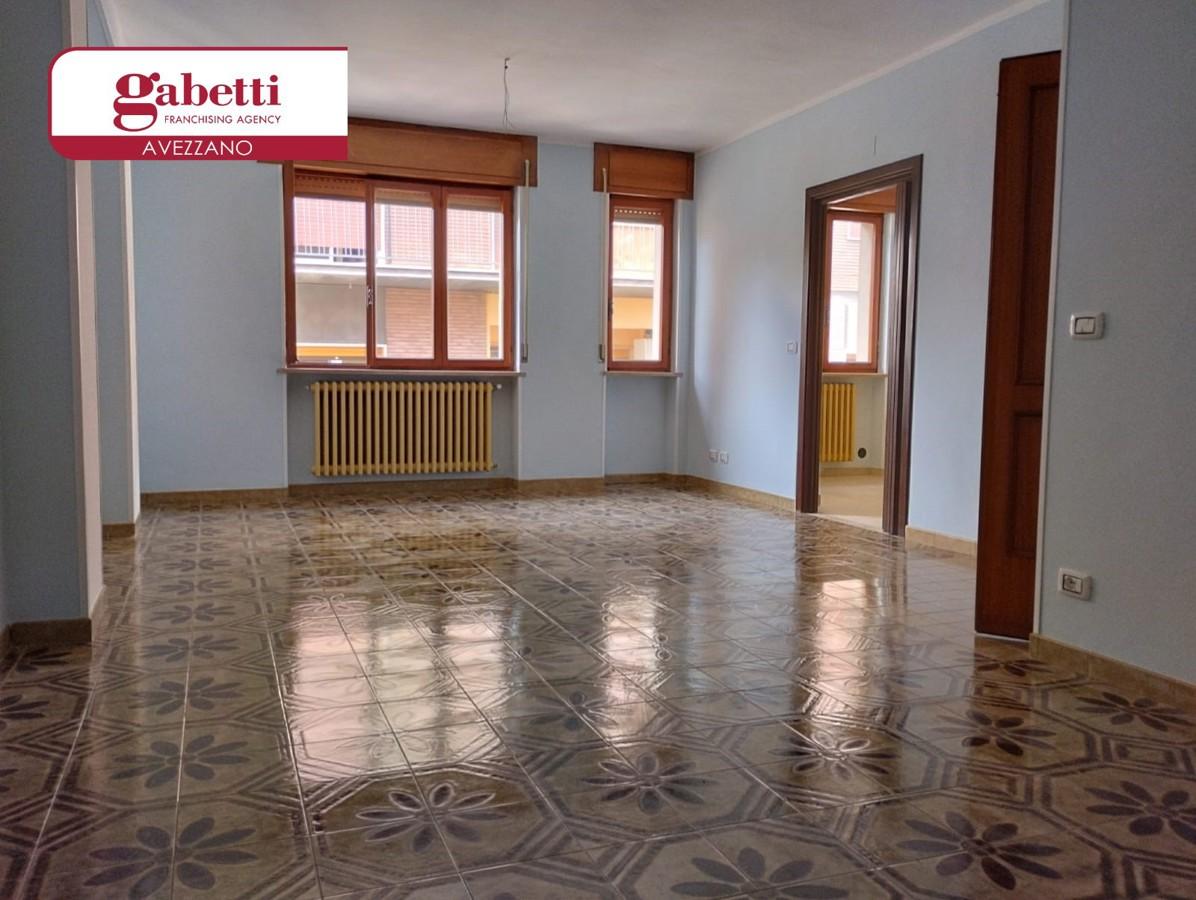 Ufficio in affitto a Avezzano