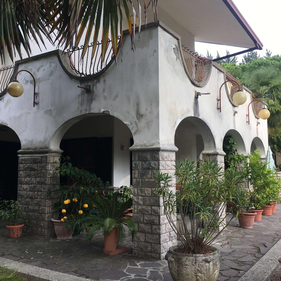 Villa unifamiliare in vendita a Perugia