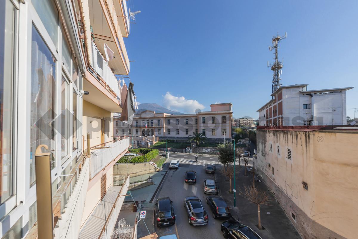 Appartamento in vendita a Torre Del Greco