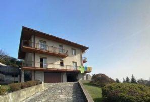 Casa indipendente in vendita a Castelnuovo Magra