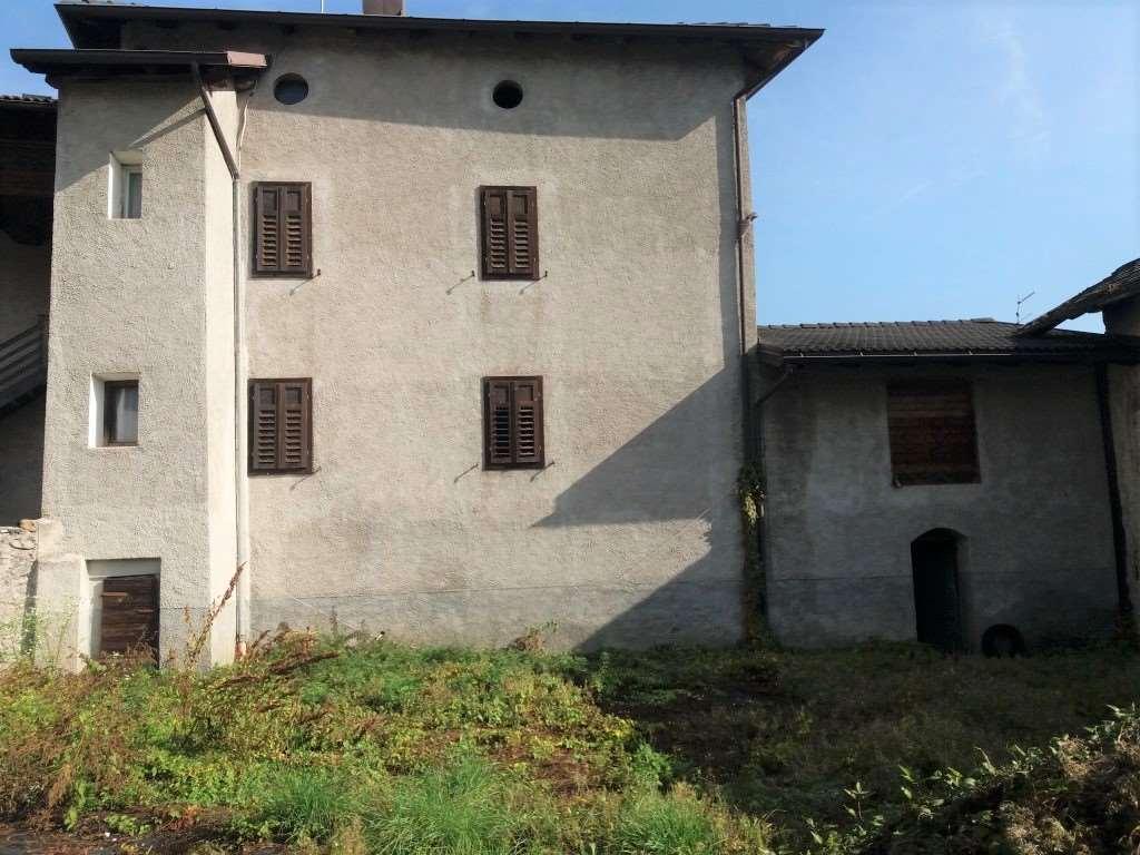 Porzione di casa in vendita a Telve