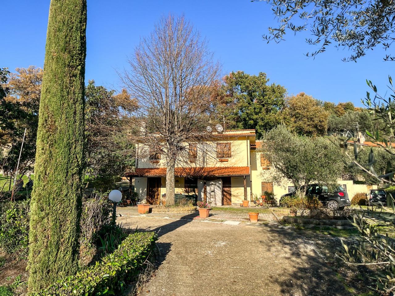 Villa in vendita a Viterbo